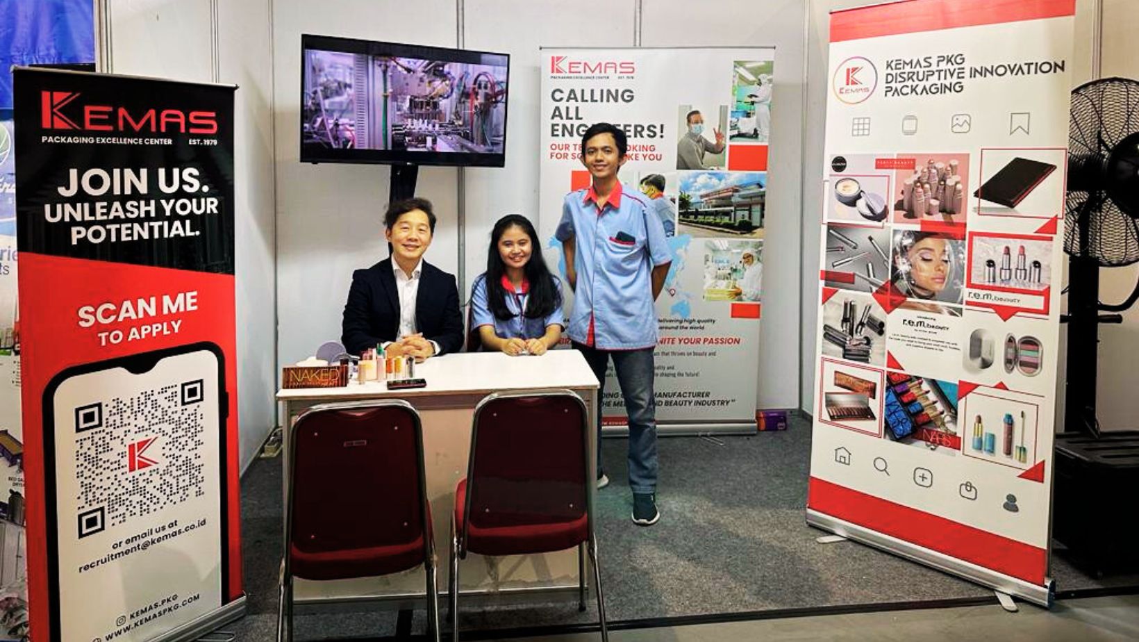 The First Day of KEMASPKG Job Fair at Politeknik ATMI Surakarta 2023 ...